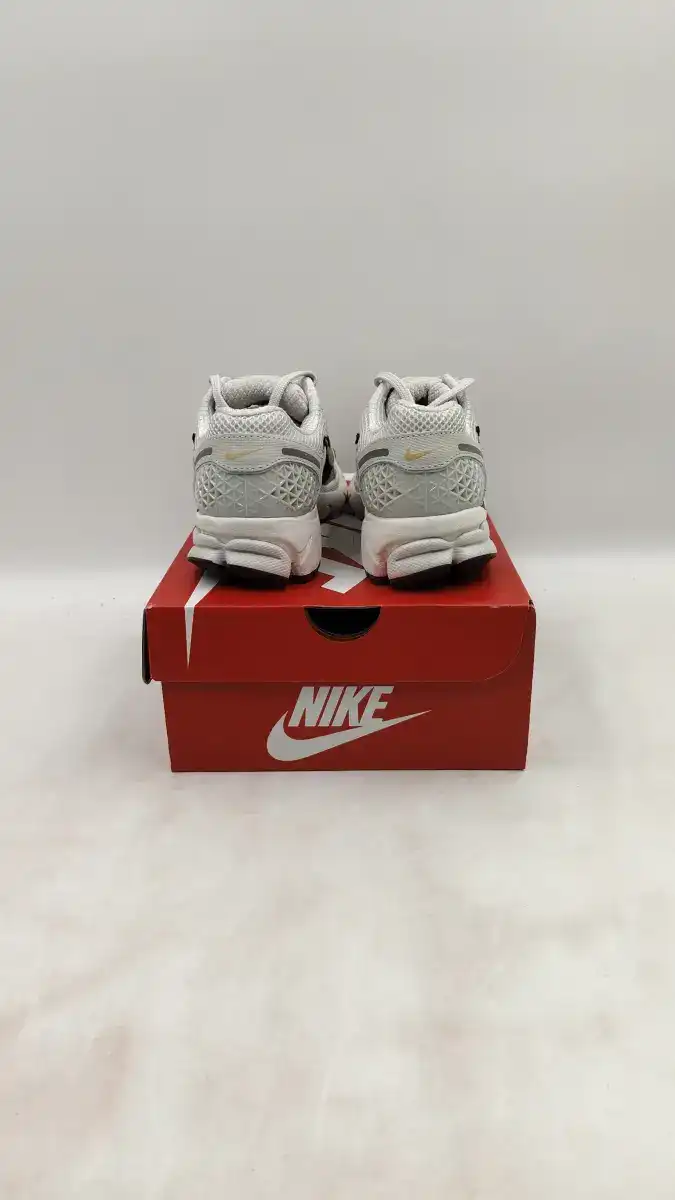 72002 - Nike Zoom Vomero 5 Light Bone Ironstone (Womens) | Item Details ...